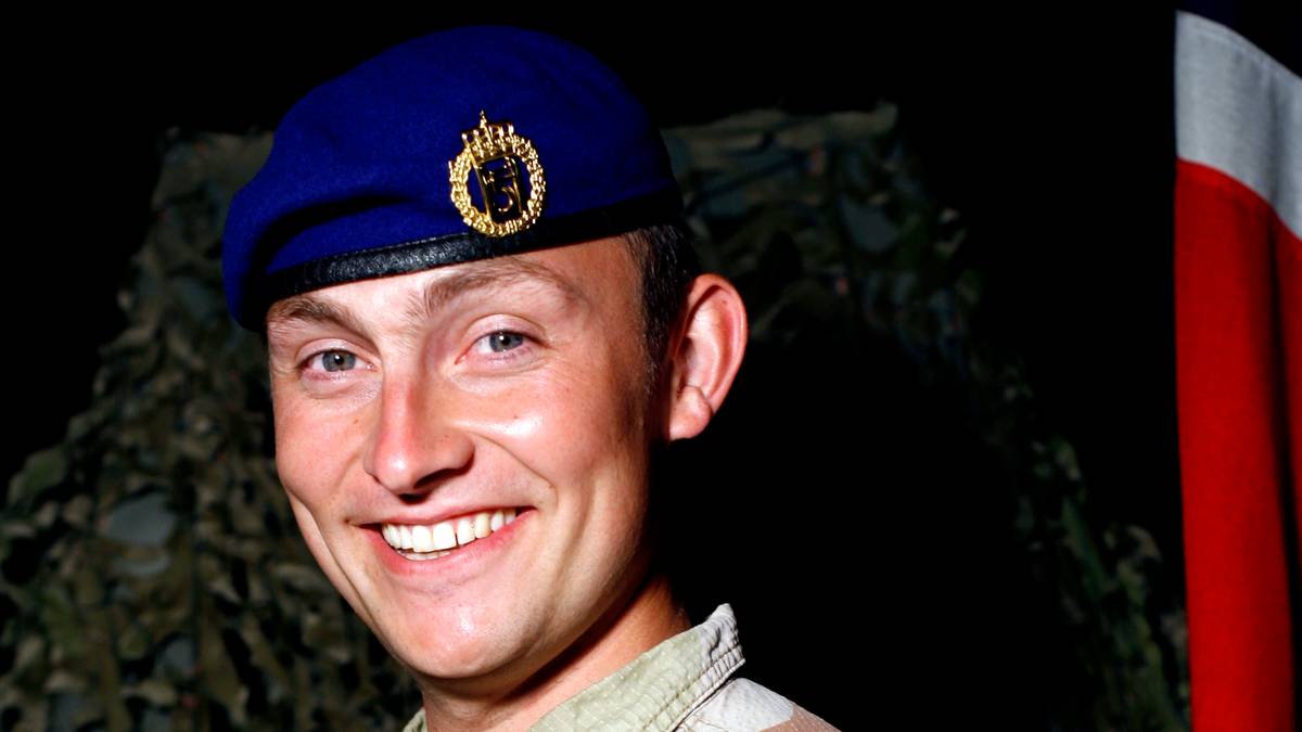 Minnestund for Kolset på Gardermoen – NRK Norge – Oversikt over nyheter ...