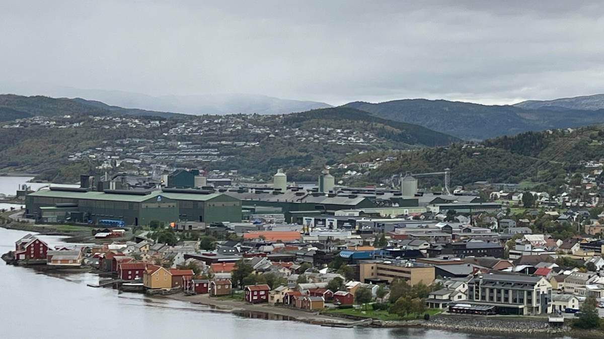 Arbeidsulykke ved kaianlegget til Alcoa i Mosjøen – NRK Nordland