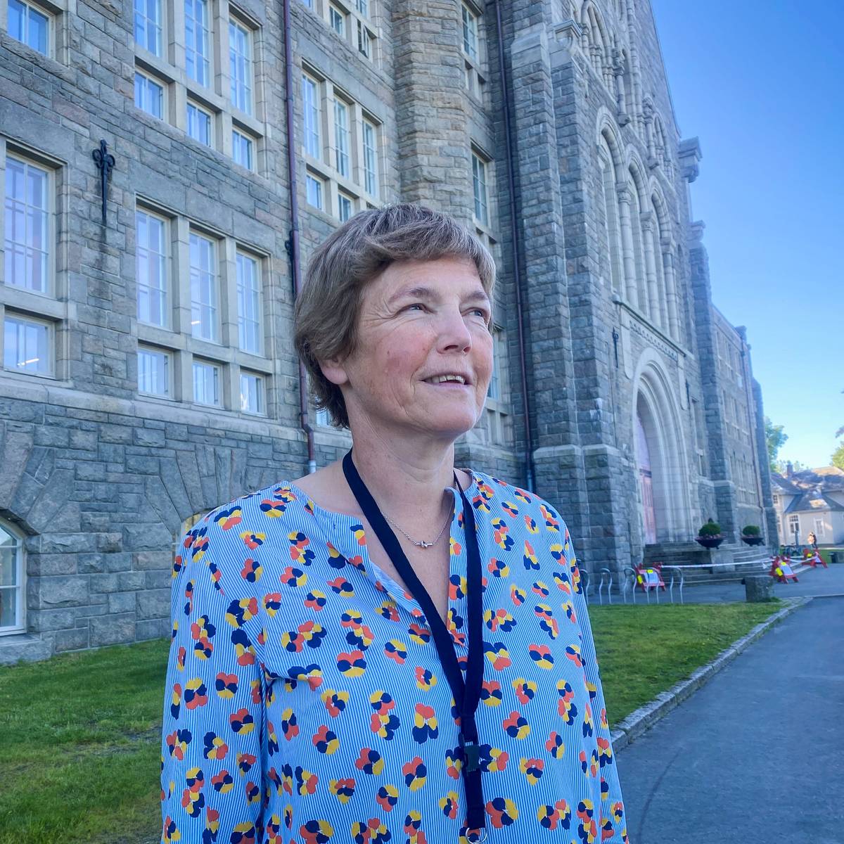 Ukrainske Olena prøver å starte et nytt liv i Norge mens krigen raser i ...