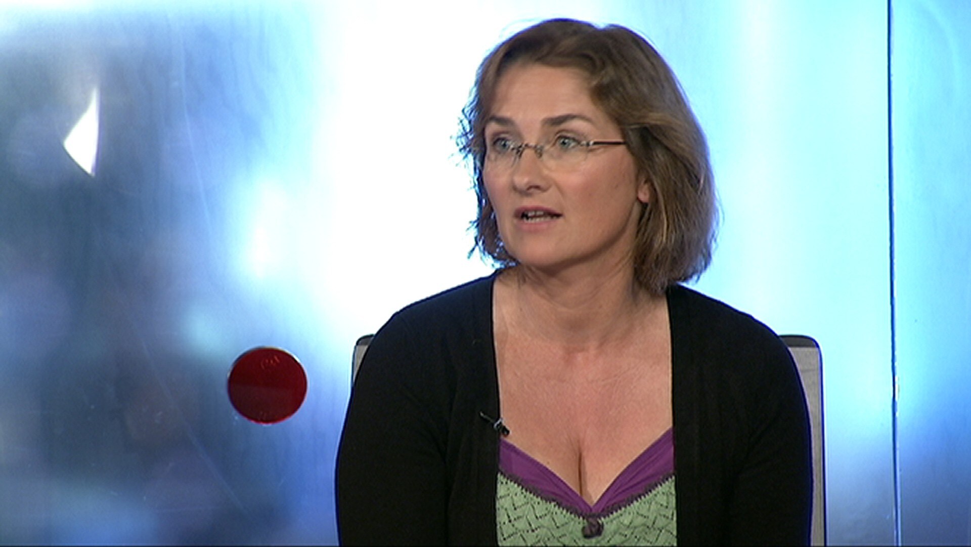 Grunnloven må endres før tronskifte – Siste nytt – NRK