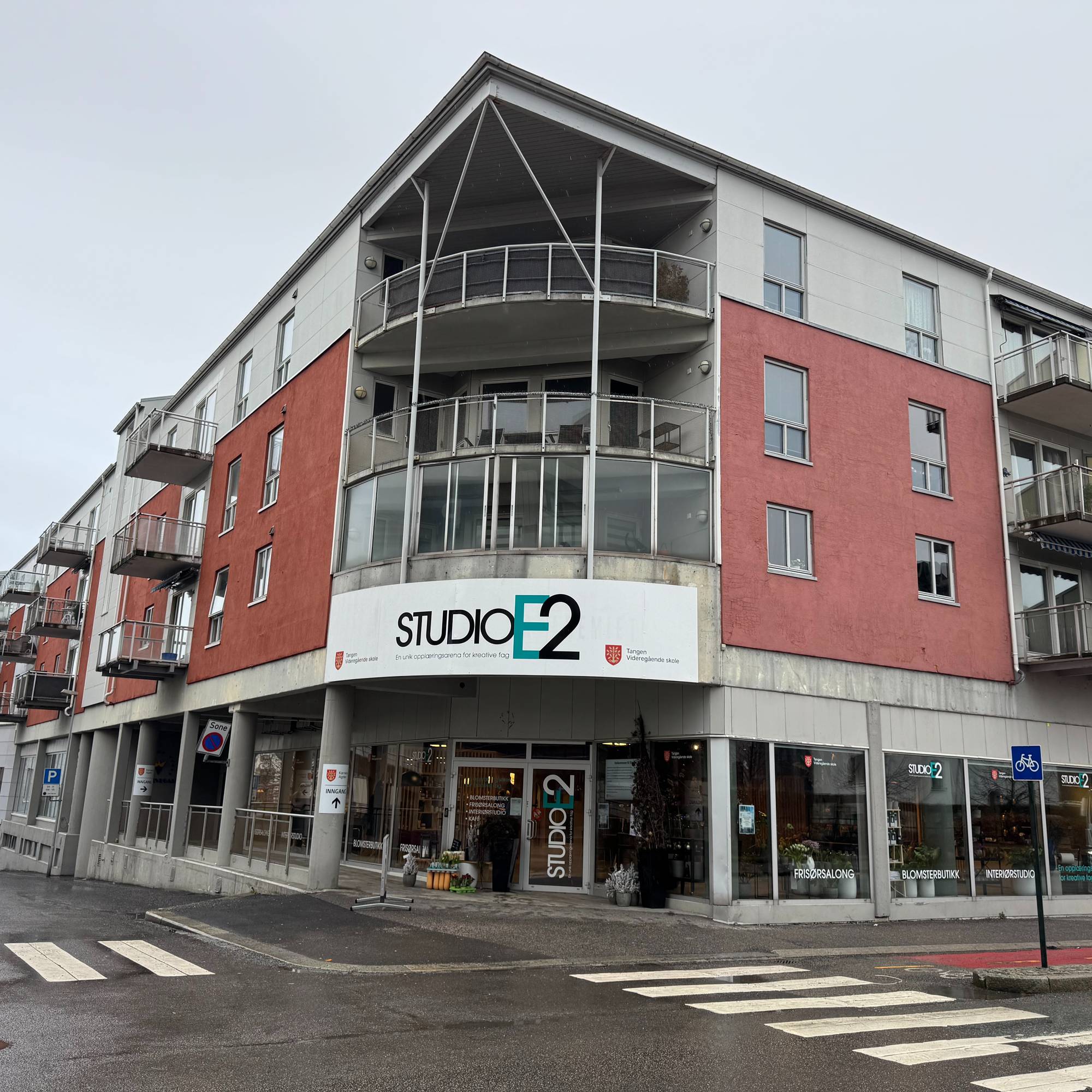 Flere elever ved Tangen vgs ønsker å bli frisørlærlinger – NRK ...