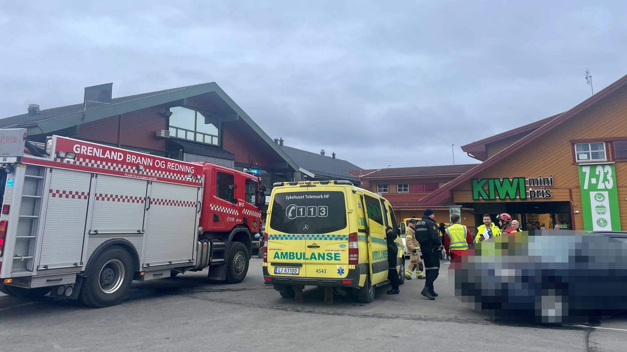 Kjørte Inn I Flere Parkerte Biler Nrk Vestfold Og Telemark Lokale