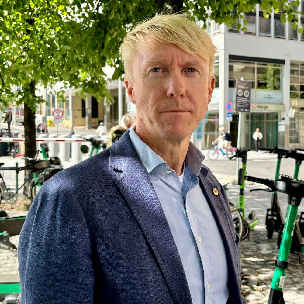 Høyre- og KrF-topper snur: Vil la politiet bære våpen fast – NRK Norge – Oversikt over nyheter ...