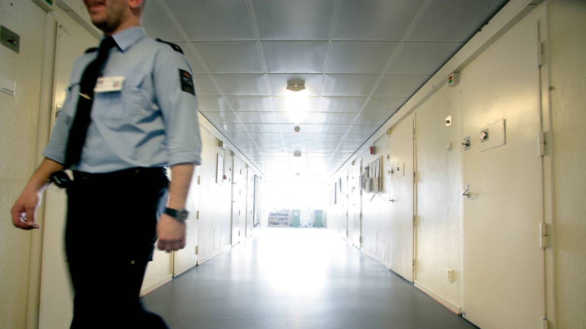 Sprengt kapasitet i norske fengsler – NRK Innlandet – Lokale nyheter ...