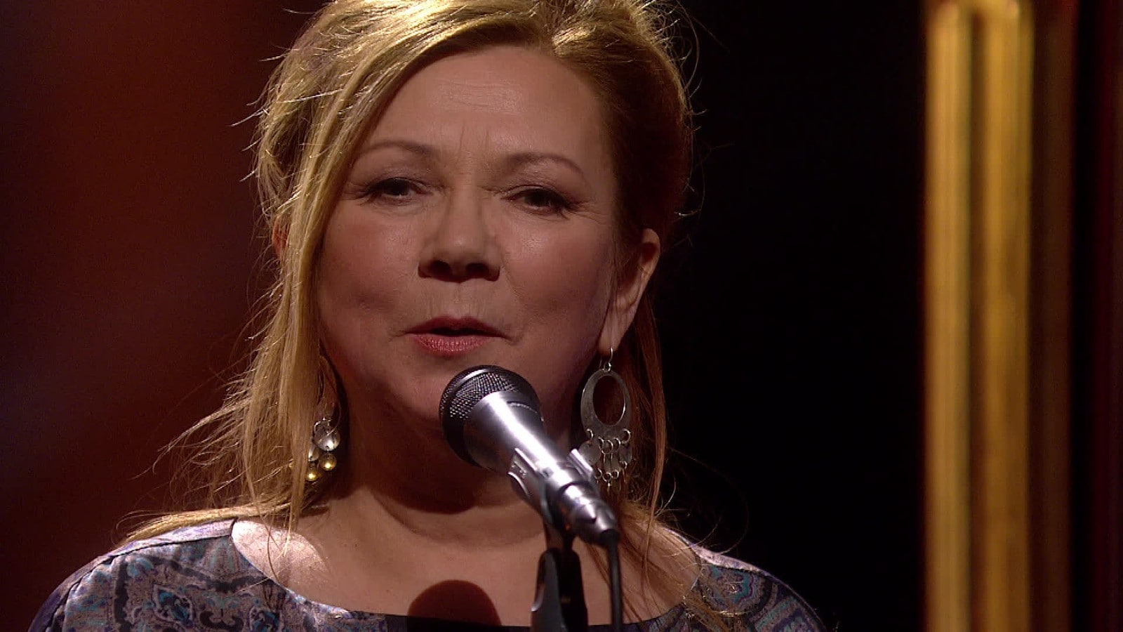 Verdensstjernen Mari Boine jobber med ny musikk – NRK Sápmi - samiske ...
