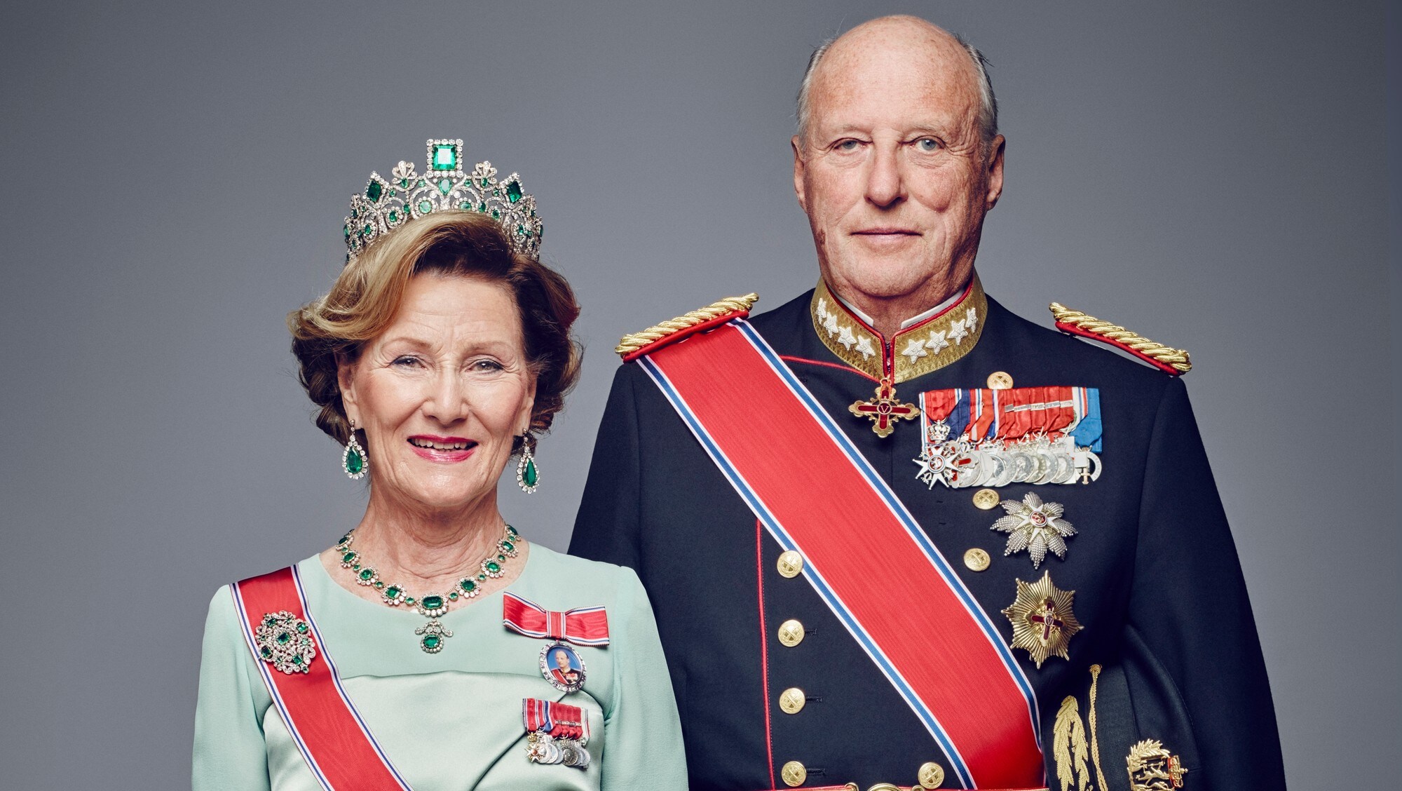 Kongeslekten samlet på Skaugum – NRK Norge – Oversikt over nyheter fra ulike deler av landet