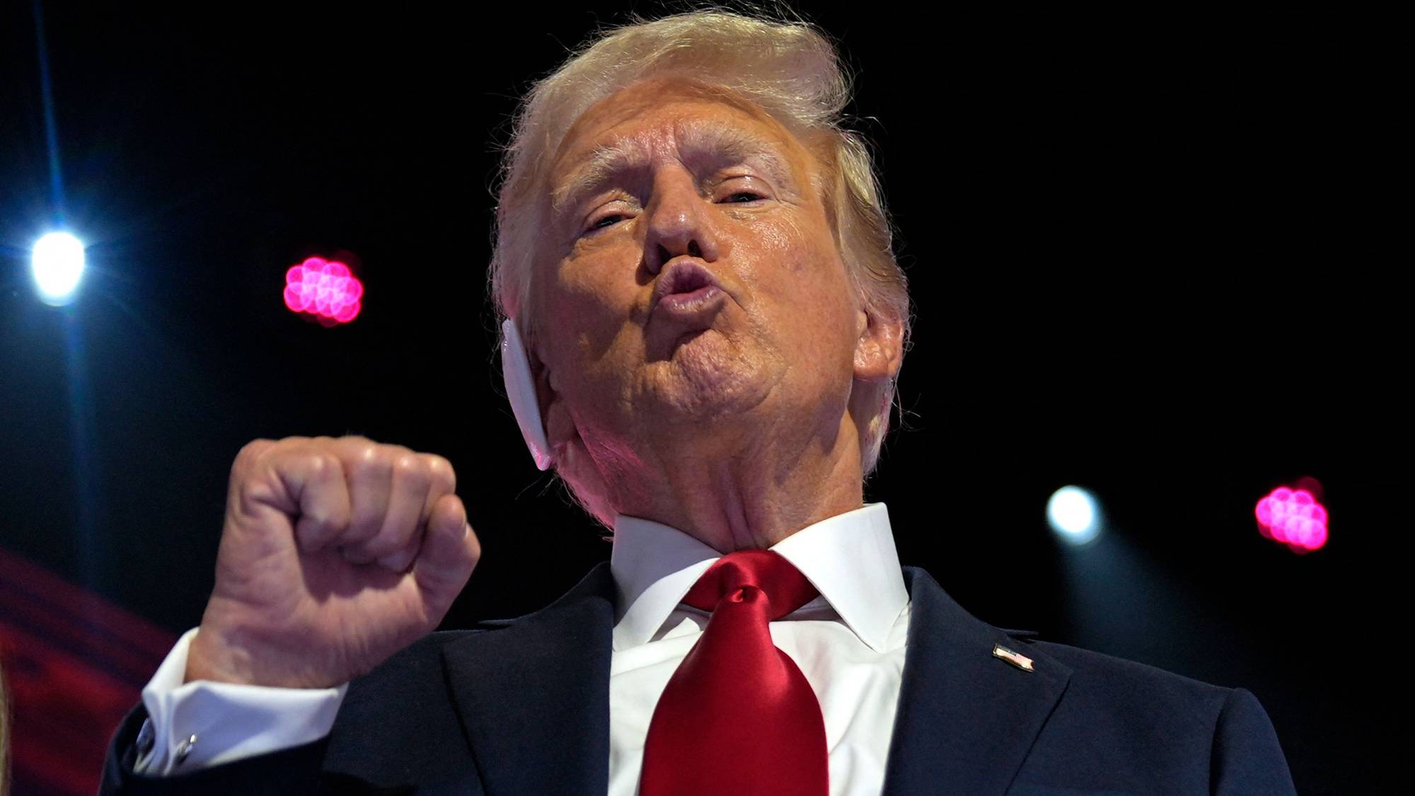Faktasjekker Trump: Disse påstandene var feil under landsmøtetalen ...