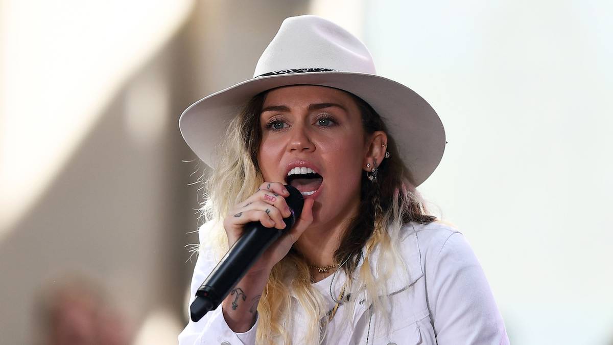 Anmeldelse: «Week Without You» (låt) av Miley Cyrus – P3 Musikkanmeldelser