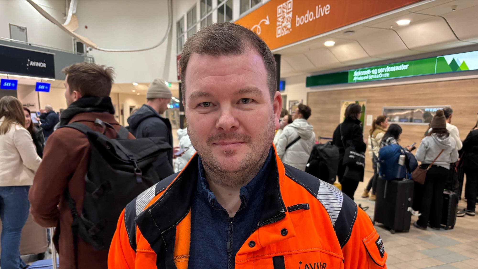 Uværet stanser flytrafikken i nord – NRK Nordland