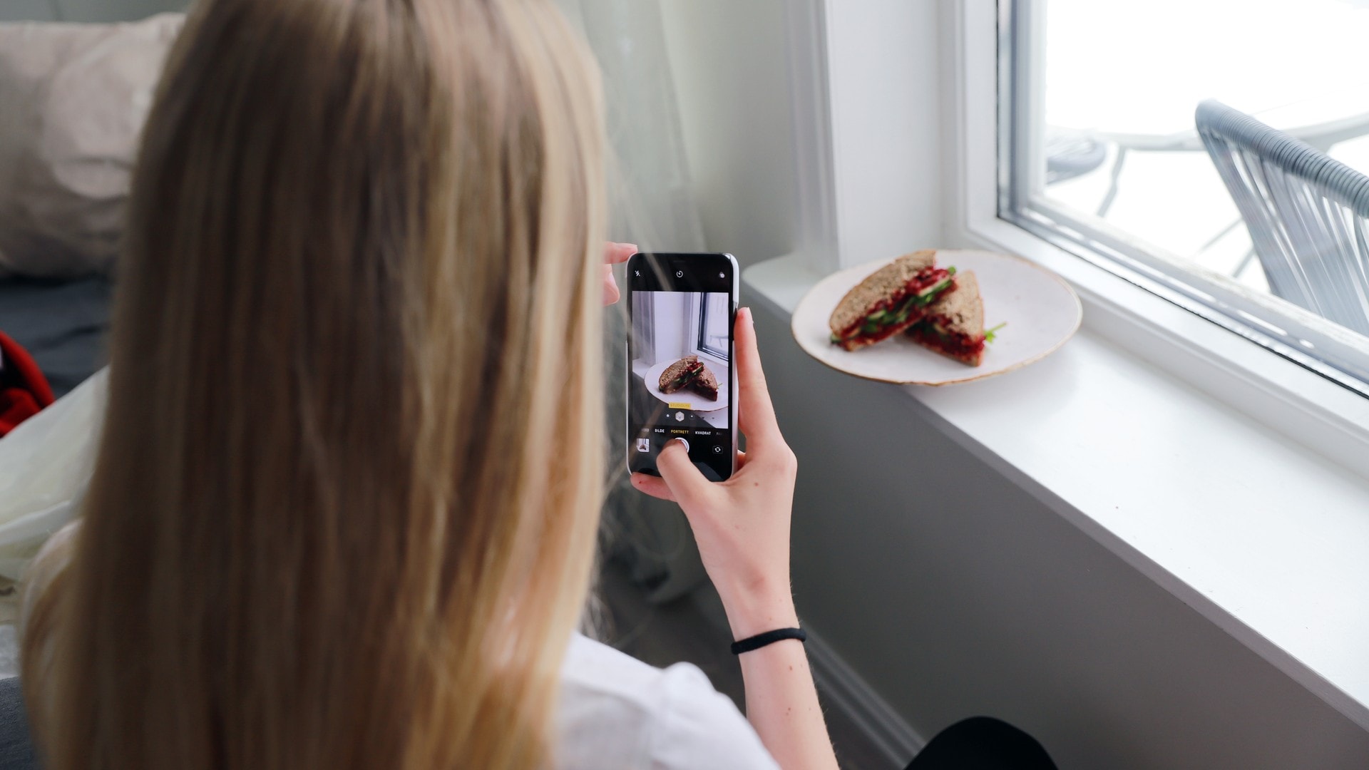 Er ikke lenger «fattig student» – NRK Sørlandet – Lokale nyheter, TV og ...