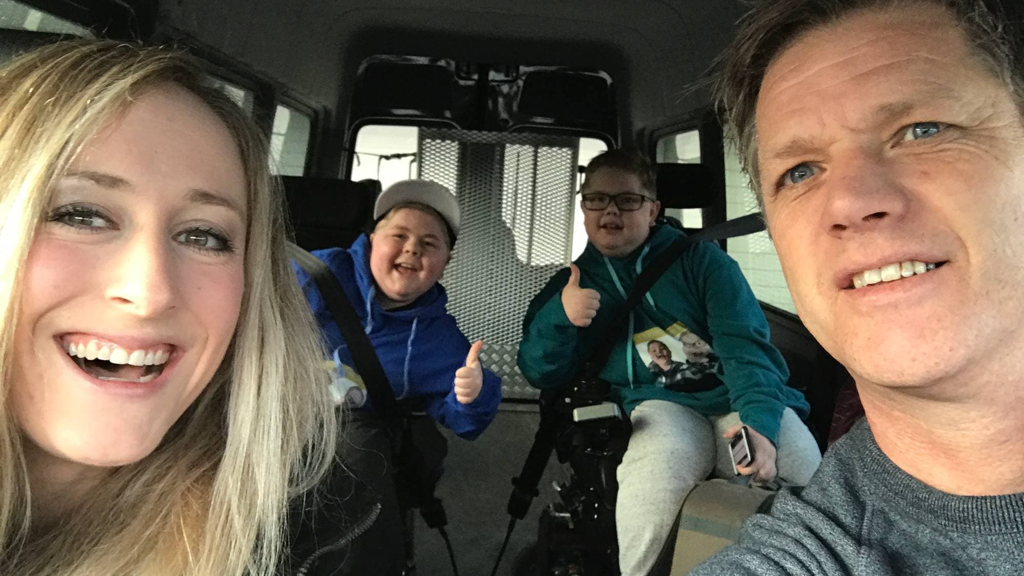 Daniel og Simen ble stjerner på YouTube – i kulissene har pappaen ...