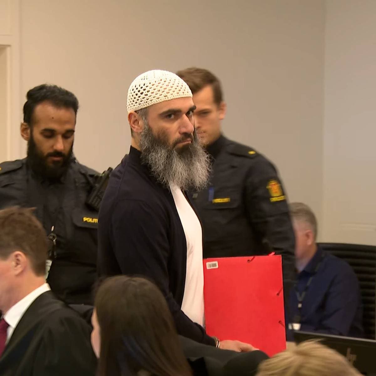 Zaniar Matapour møter retten for pride-angrepet – rettssaken sendes ...