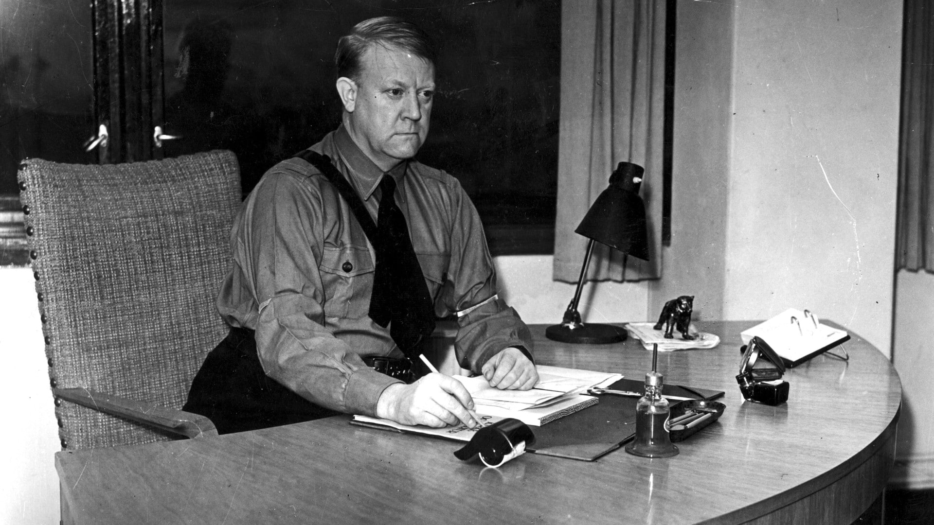 Med Vidkun Quisling som helt – NRK