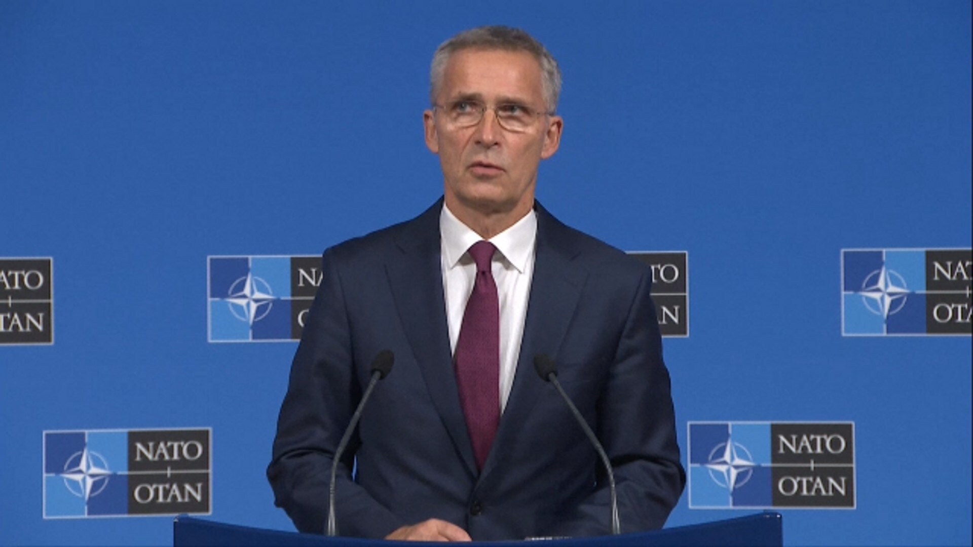 NATO-sjef Stoltenberg møter pressen – Siste nytt – NRK