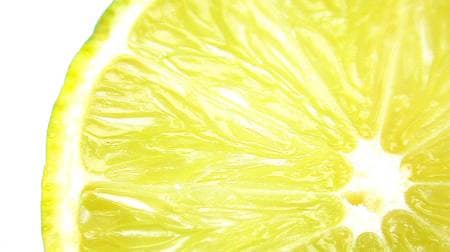 Derfor bør du spise sitron – NRK Nyttig – Tips, råd og innsikt