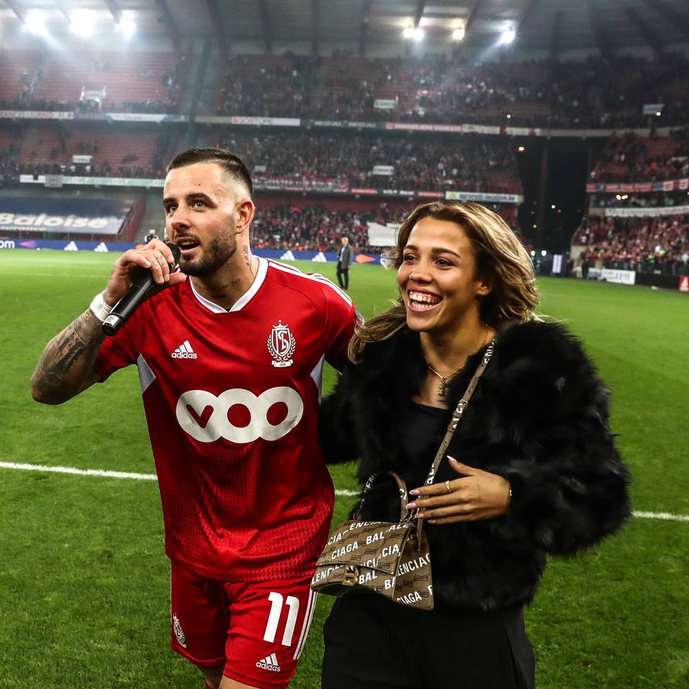 Fyrverkerikaos stoppet fotballkamp – så fridde Aron Dønnum til Celin ...