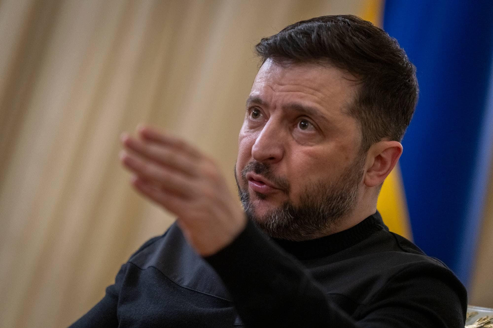 Volodymyr Zelenskyj i eksklusivt intervju med NRK: – NRK Urix ...