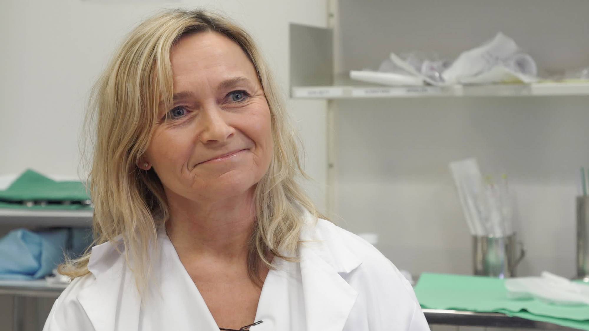 Betaler tusenvis for å slippe kø i det offentlige for endo­metriose ...