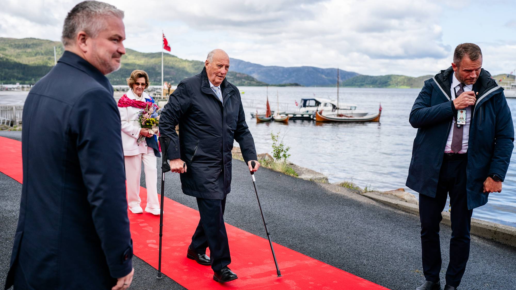 Langt færre unge støtter monarkiet – NRK Norge – Oversikt over nyheter ...