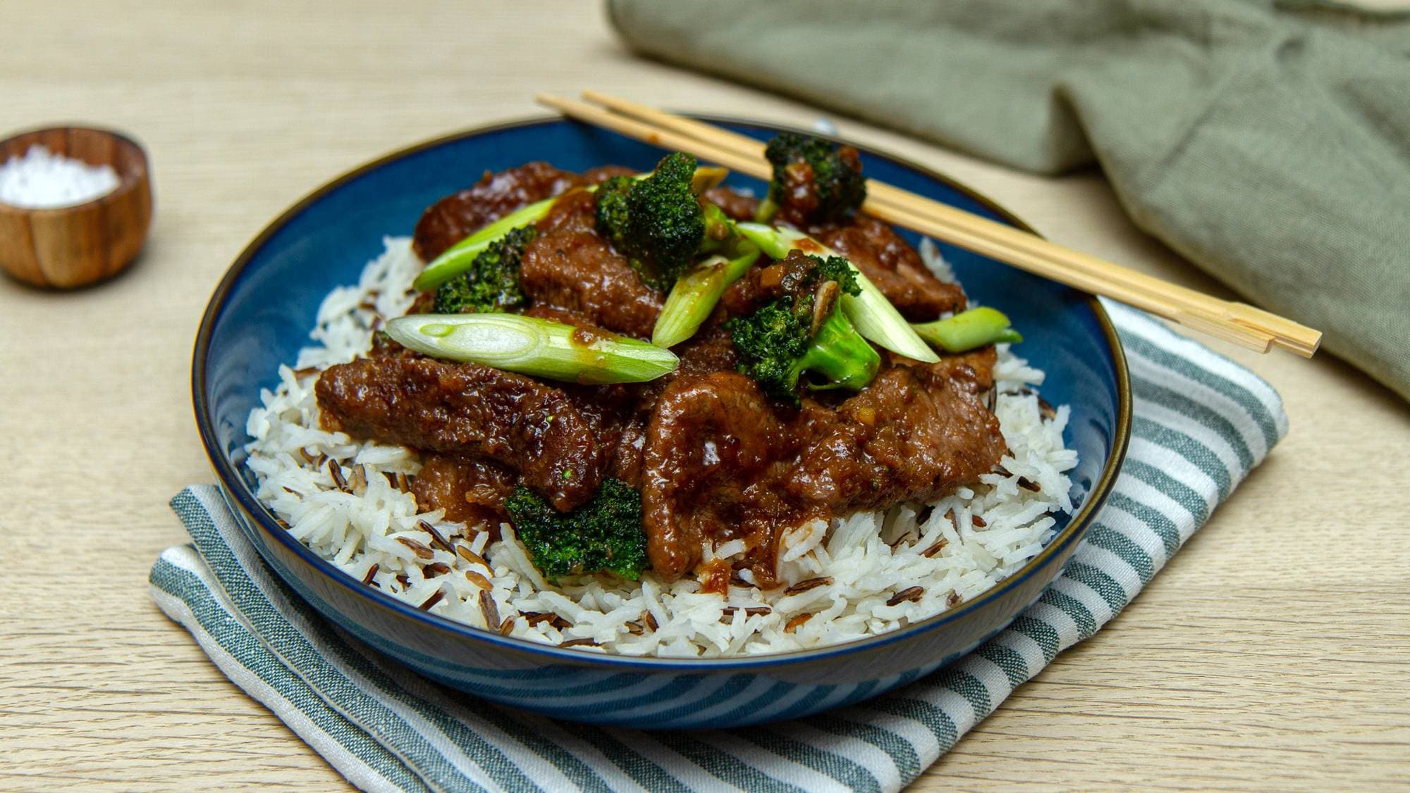 Mongolsk biff – NRK Mat – Oppskrifter og inspirasjon