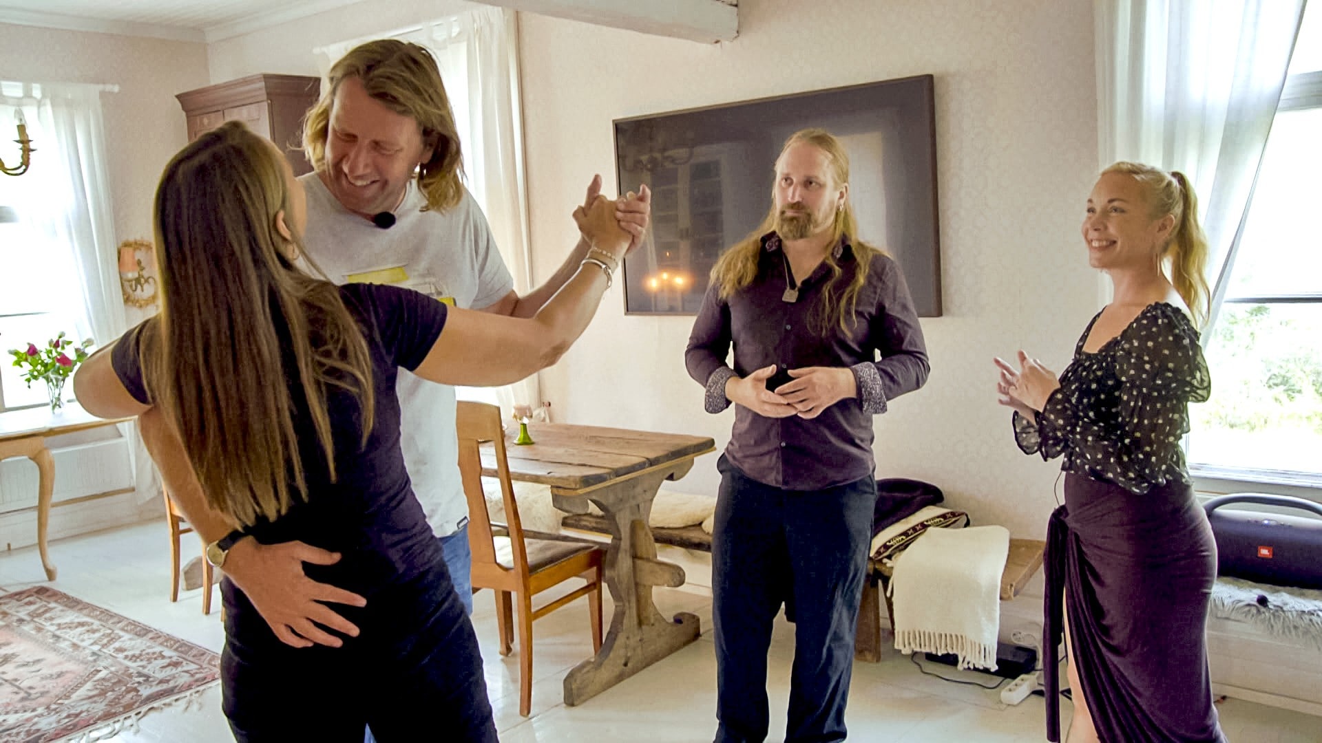 Anne og Anders i Norden - NRK TV