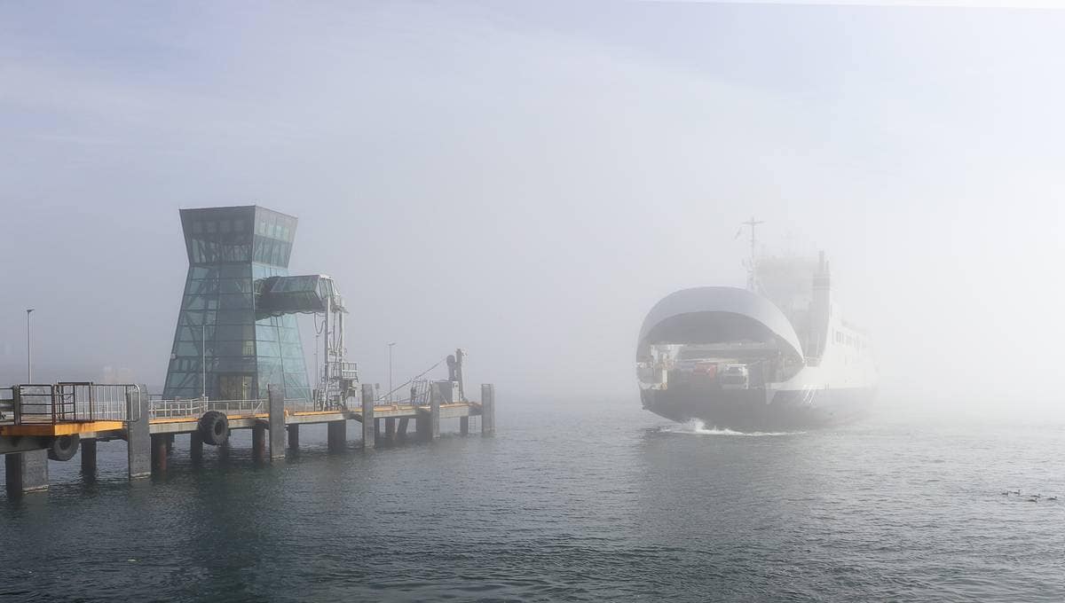 Nå skal fergene legge til kai på egen hånd – NRK Vestfold og Telemark ...
