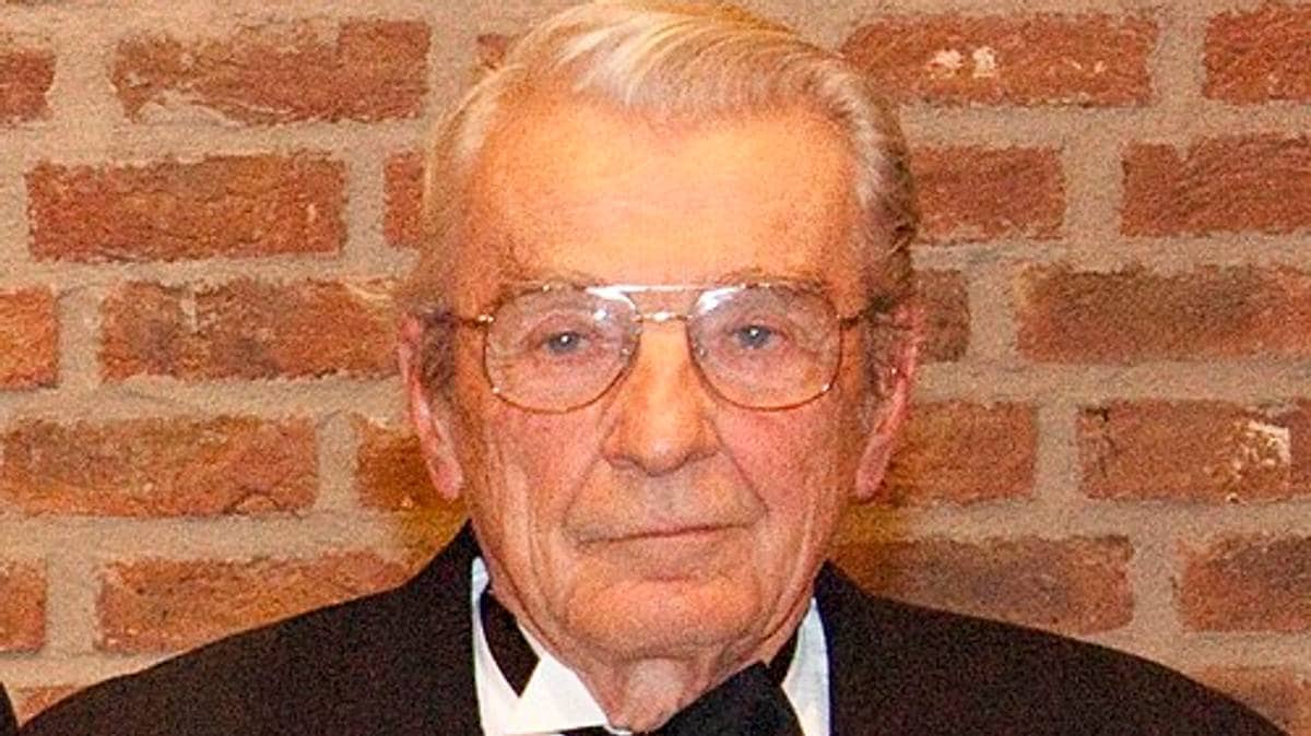 Nobelprisvinnar Ivar Giæver er død – Siste nytt – NRK