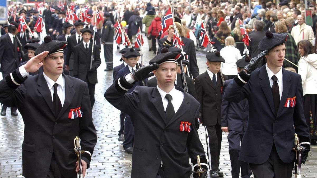 Buekorps slutter fred – NRK Vestland