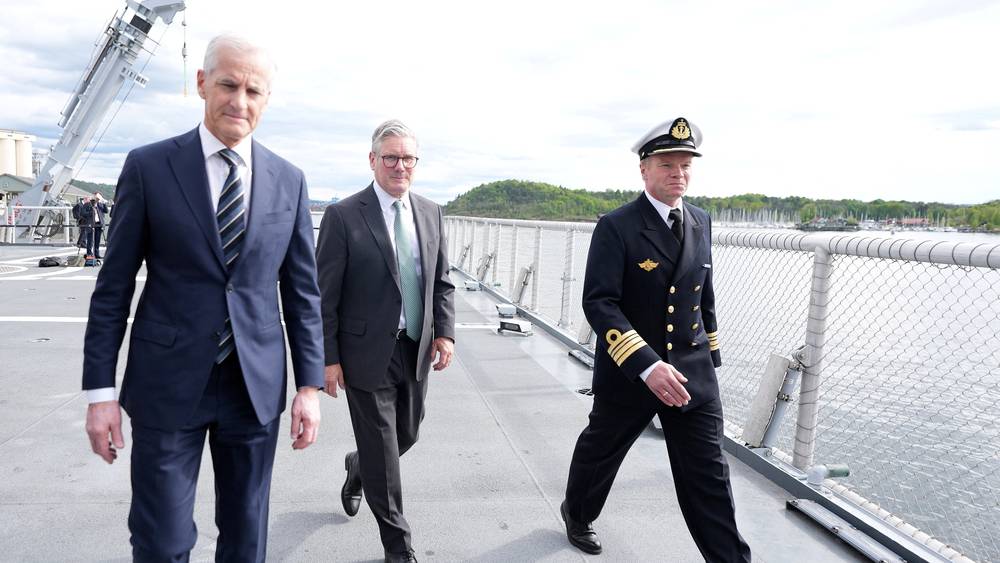 Kontreadmiral Oliver Berdal i sjøforsvaret hedret av det franske ...