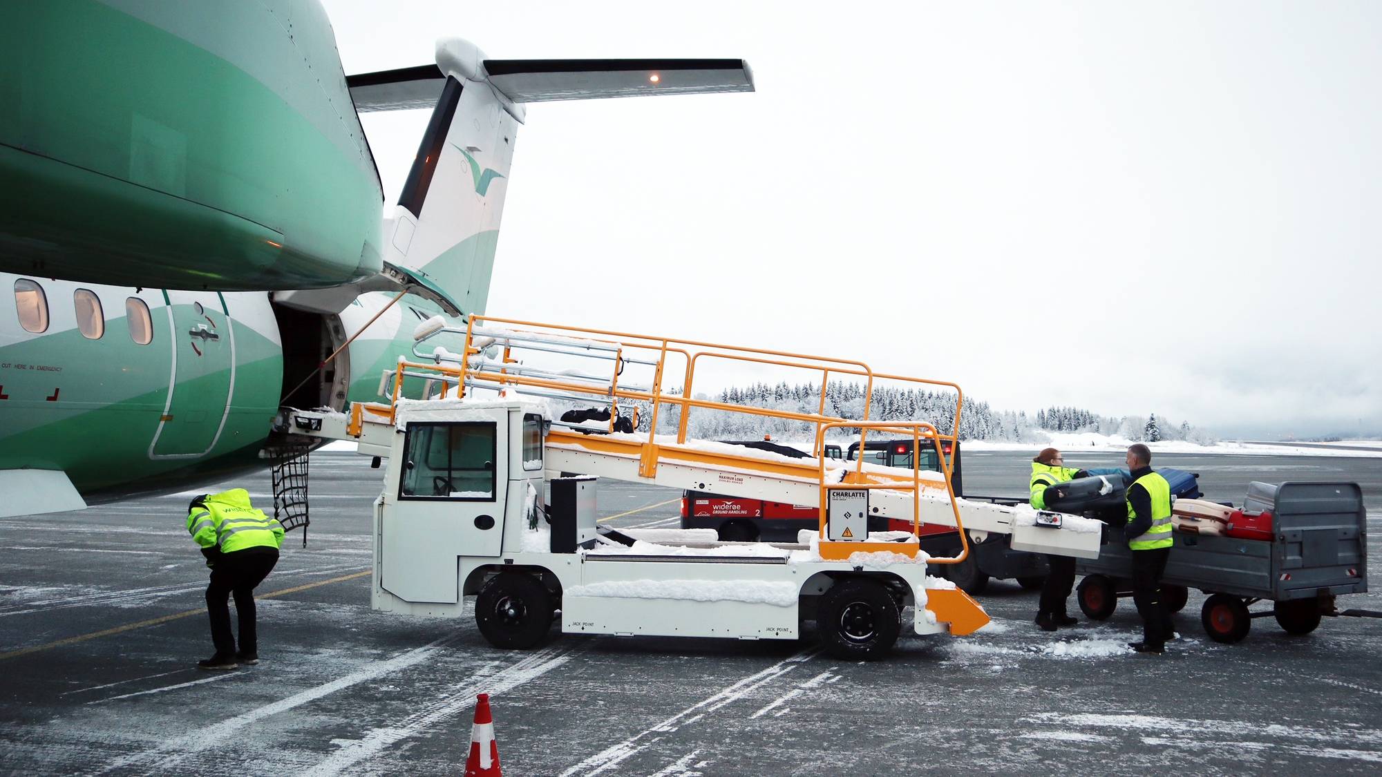 Widerøe ground handling mister kontrakt verdt 200 millioner kroner med ...