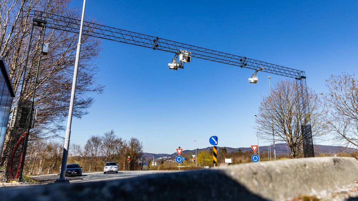 Regjeringen lovet mindre bompenger. I Bergen kan det bety 1,60 kroner i kutt. – NRK Vestland