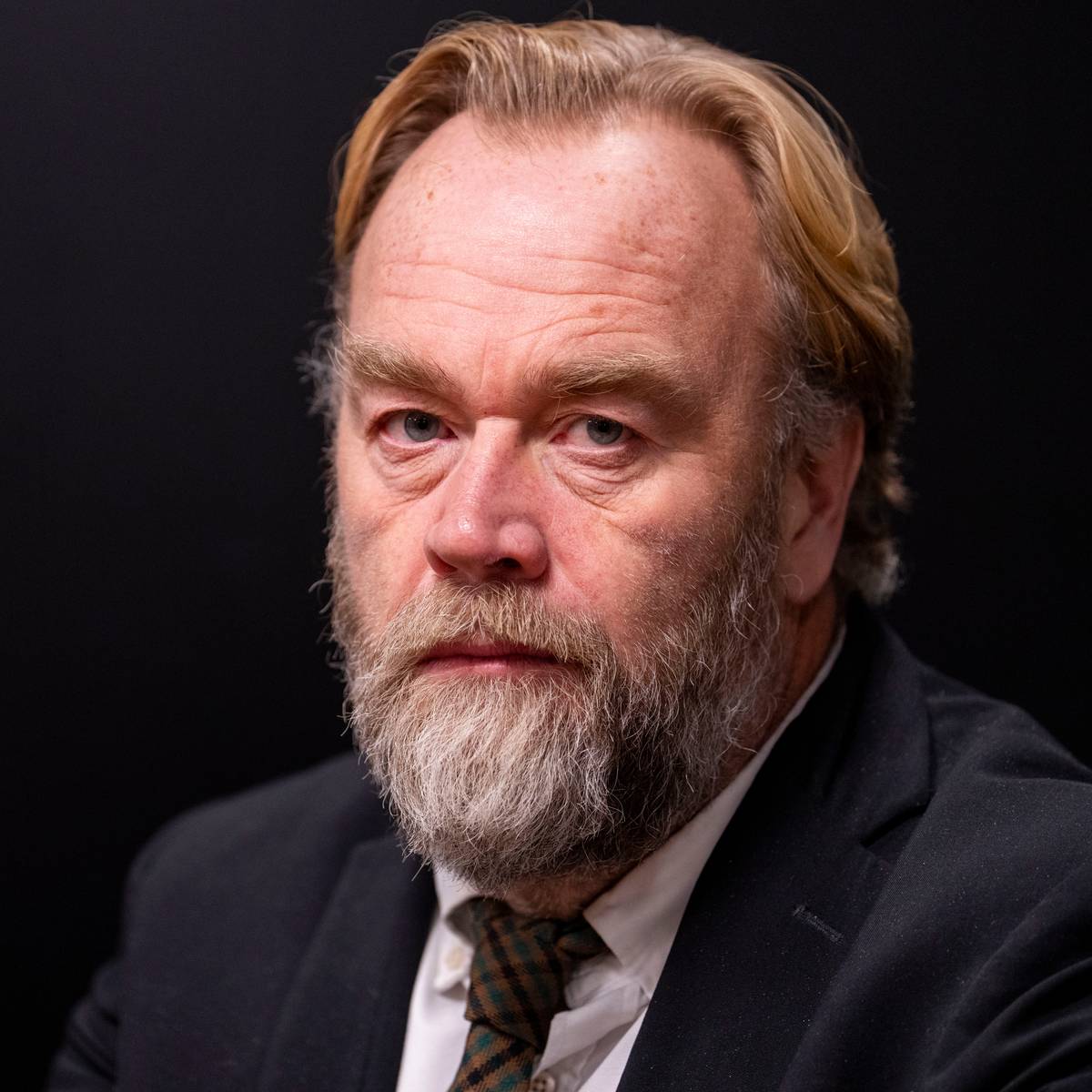 Nye erstatningskrav mot Zaniar Matapour – NRK Norge – Oversikt over ...