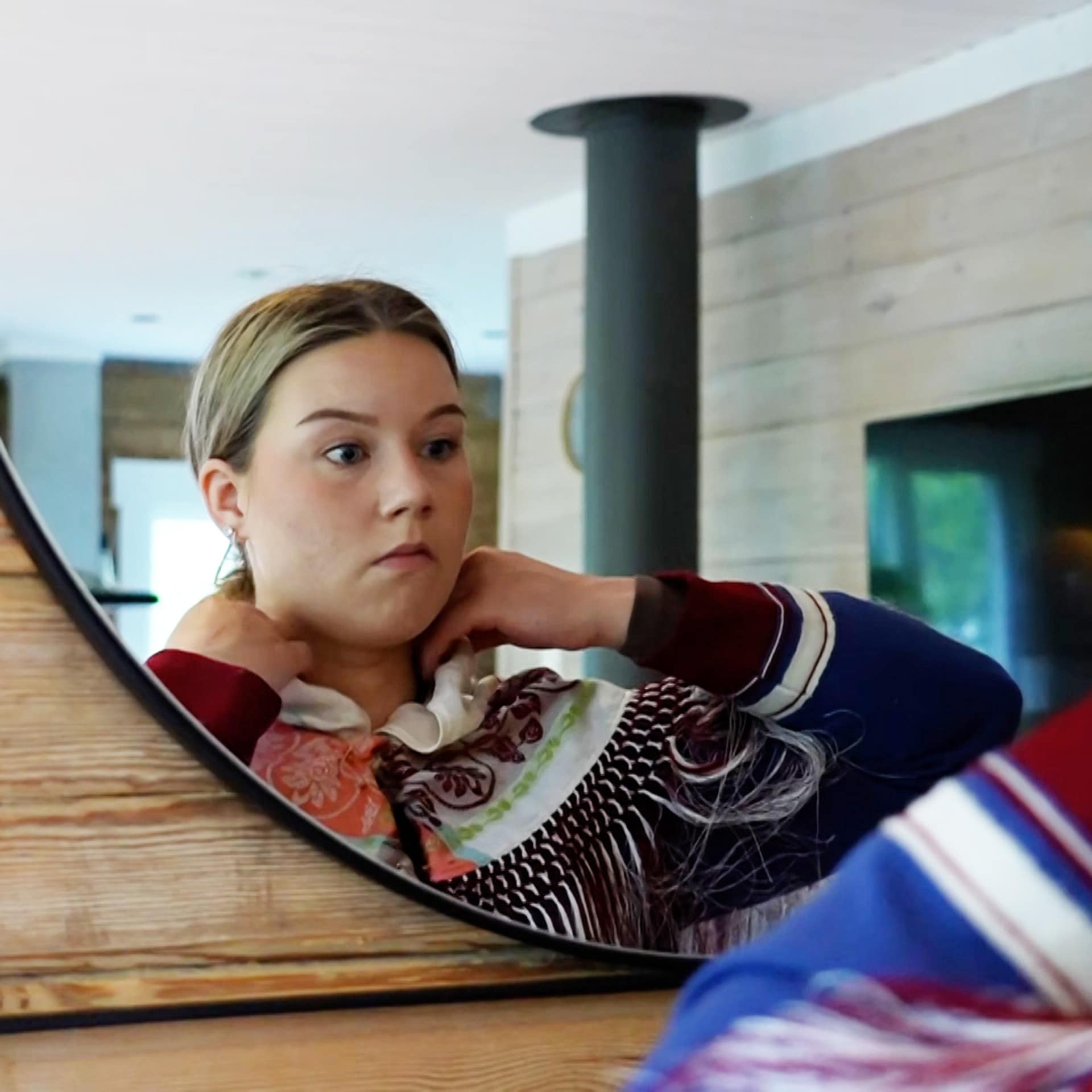 Iben (23) viste frem kofta til kongeparet: – Den viser at vi er samisk ...