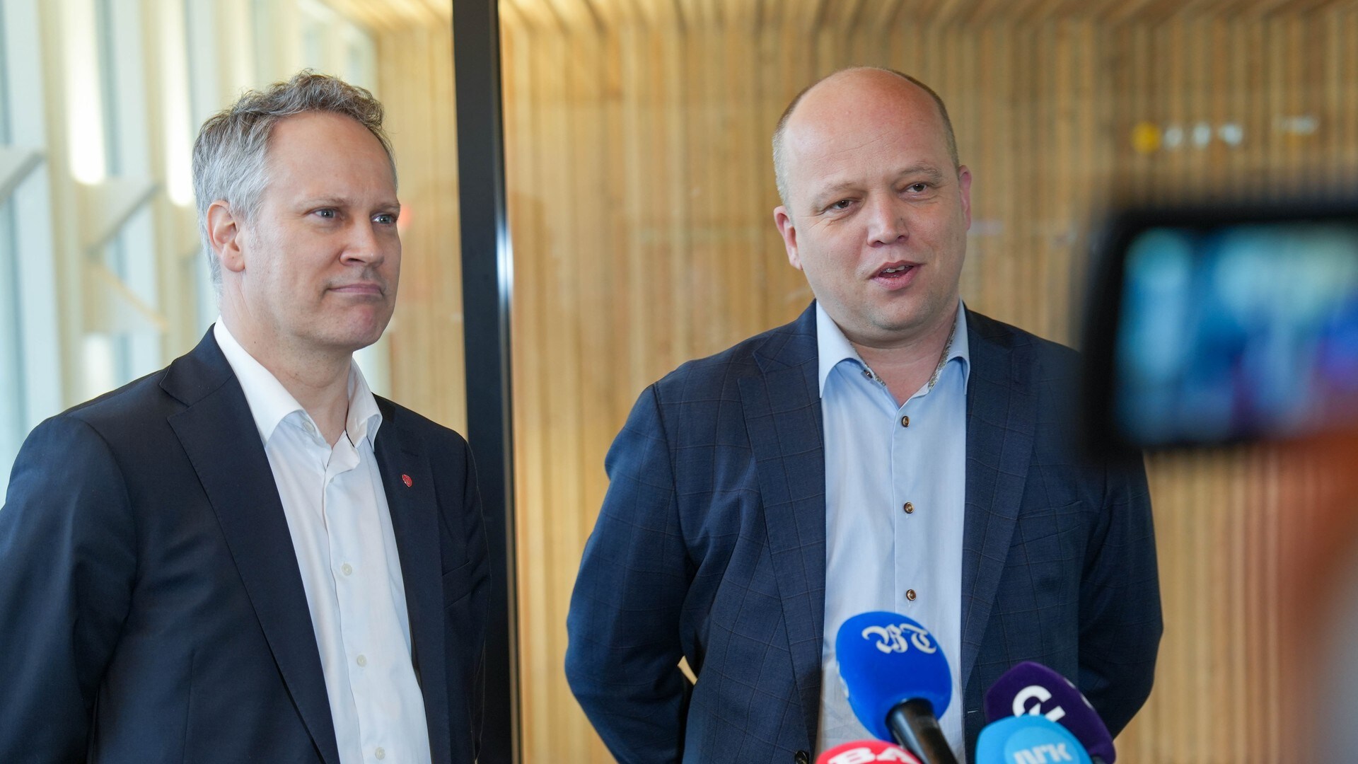 Se Vestlandsrevyen klokka 19.30 – NRK Vestland