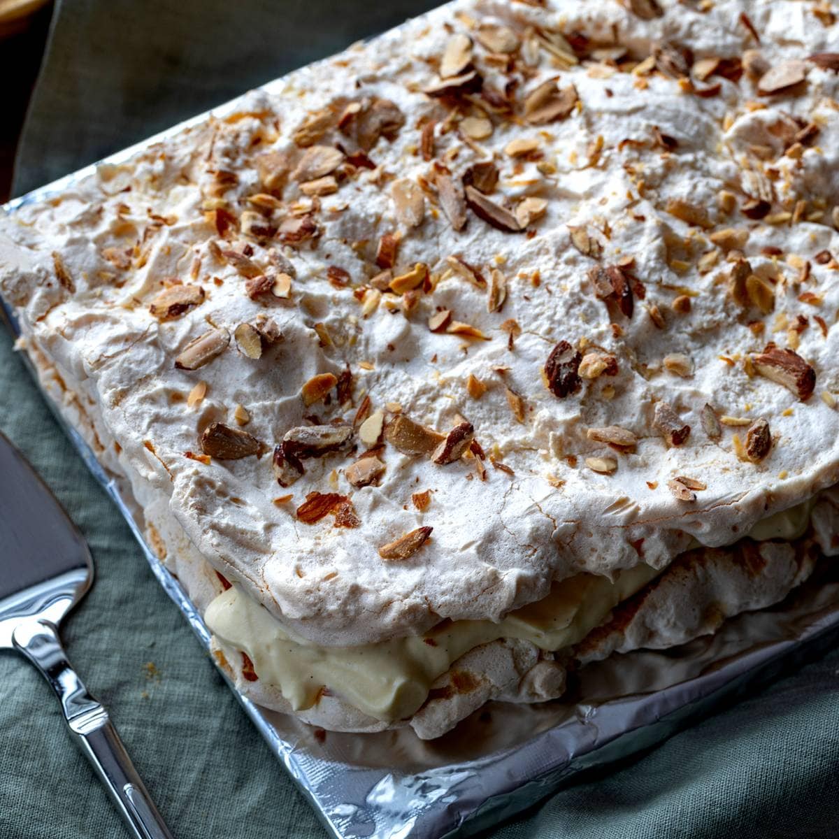 Kvæfjordkake, eller Verdens beste, er kåret til Norges favorittkake ...