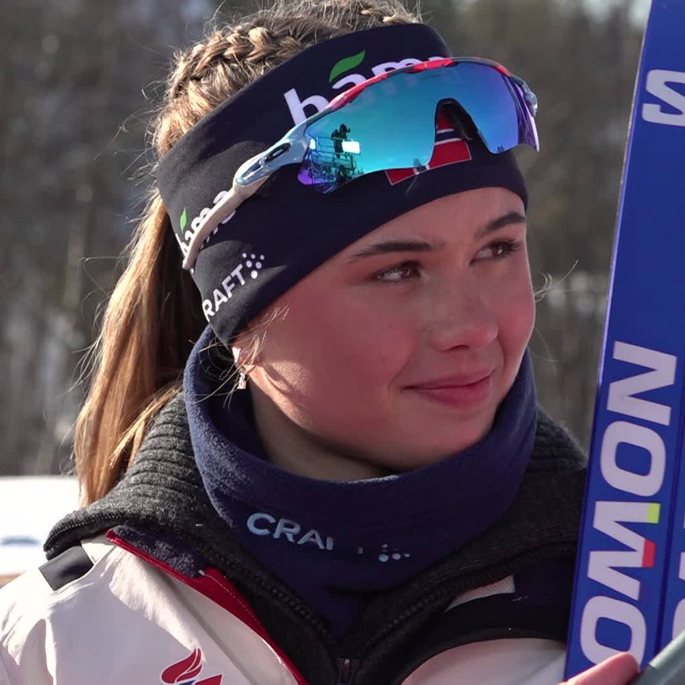 Julie Tronerud Kvelvane (17) forbløffar ekspertane – samanliknast med ...