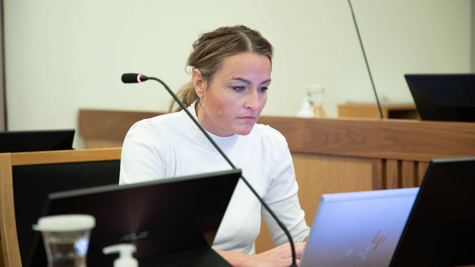 Dømt til 14 års fengsel for nettovergrep mot barn på Filippinene – NRK ...