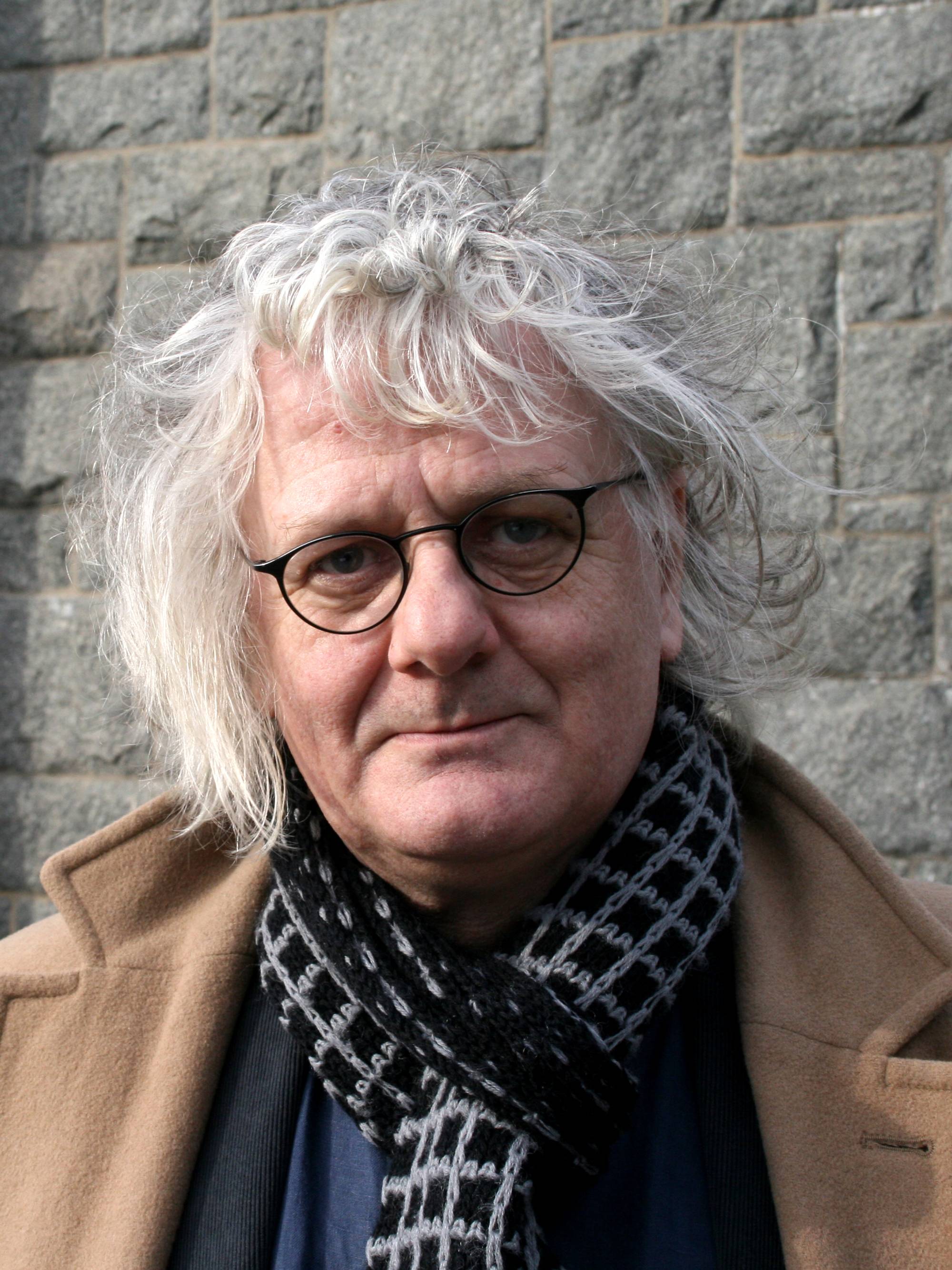 Har «Per Inge Torkelsen – Kviler mellom 16-16.30» på gravsteinen ...