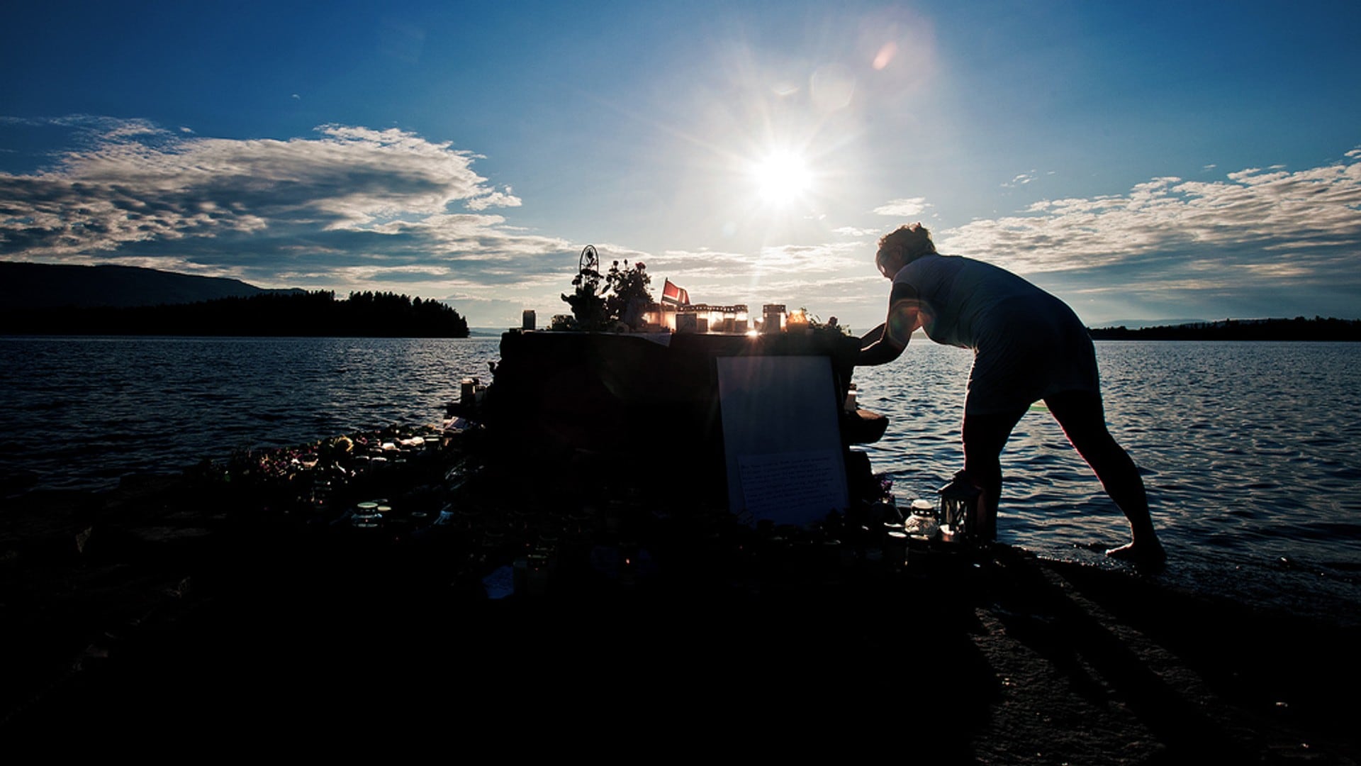 Utøya 22. juli - NRK TV