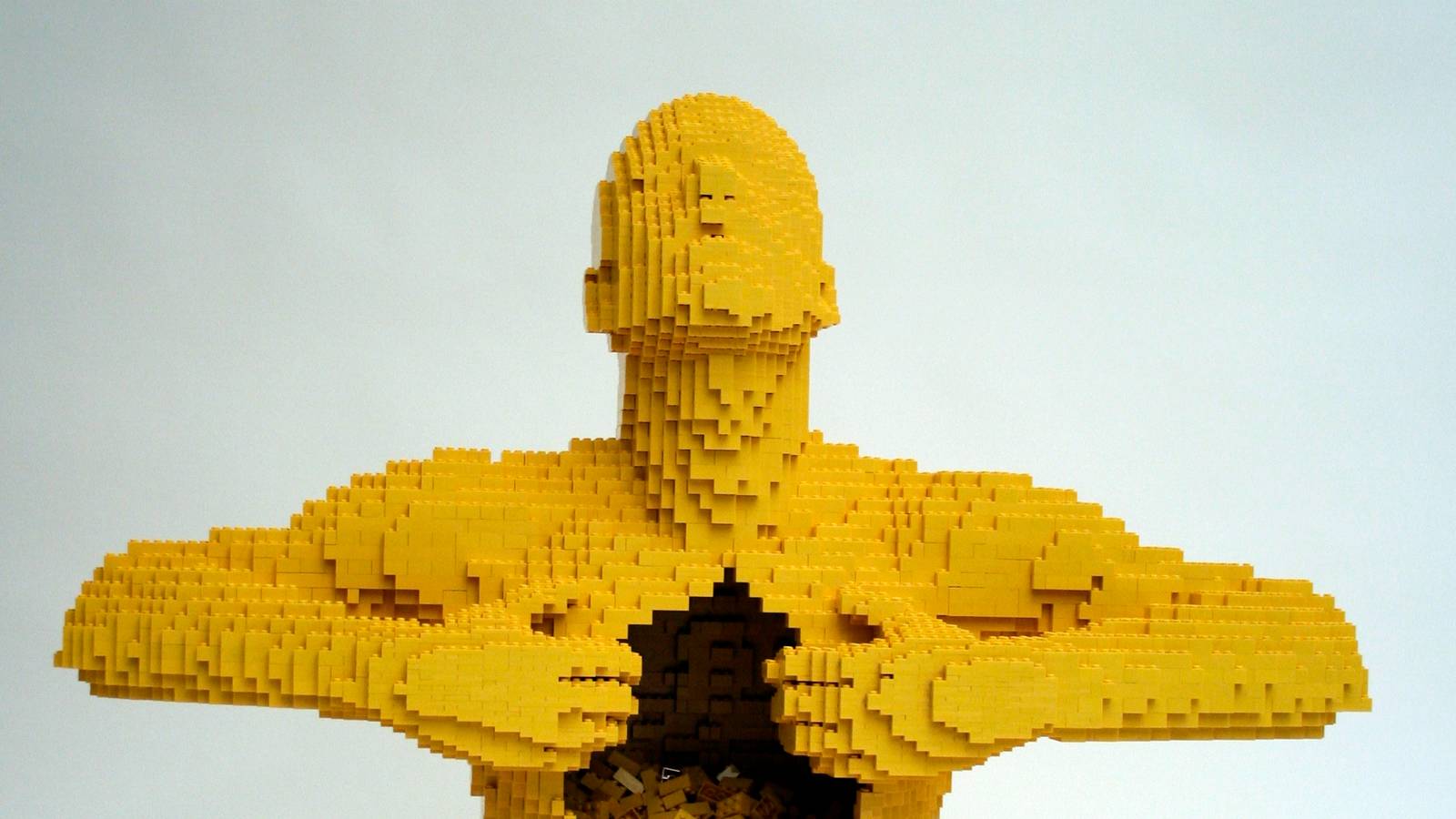 Han lever av å bygge lego – NRK Kultur og underholdning