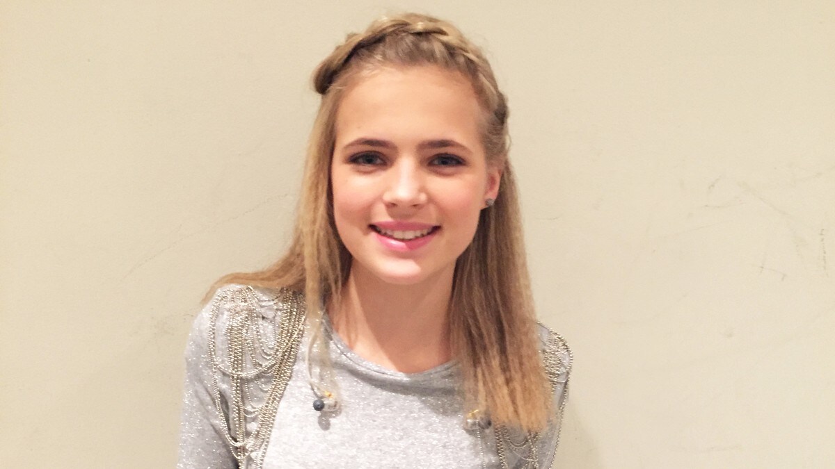 Thea: – Jeg var så syyyykt nervøs da jeg gikk på scenen - NRK Troms ...