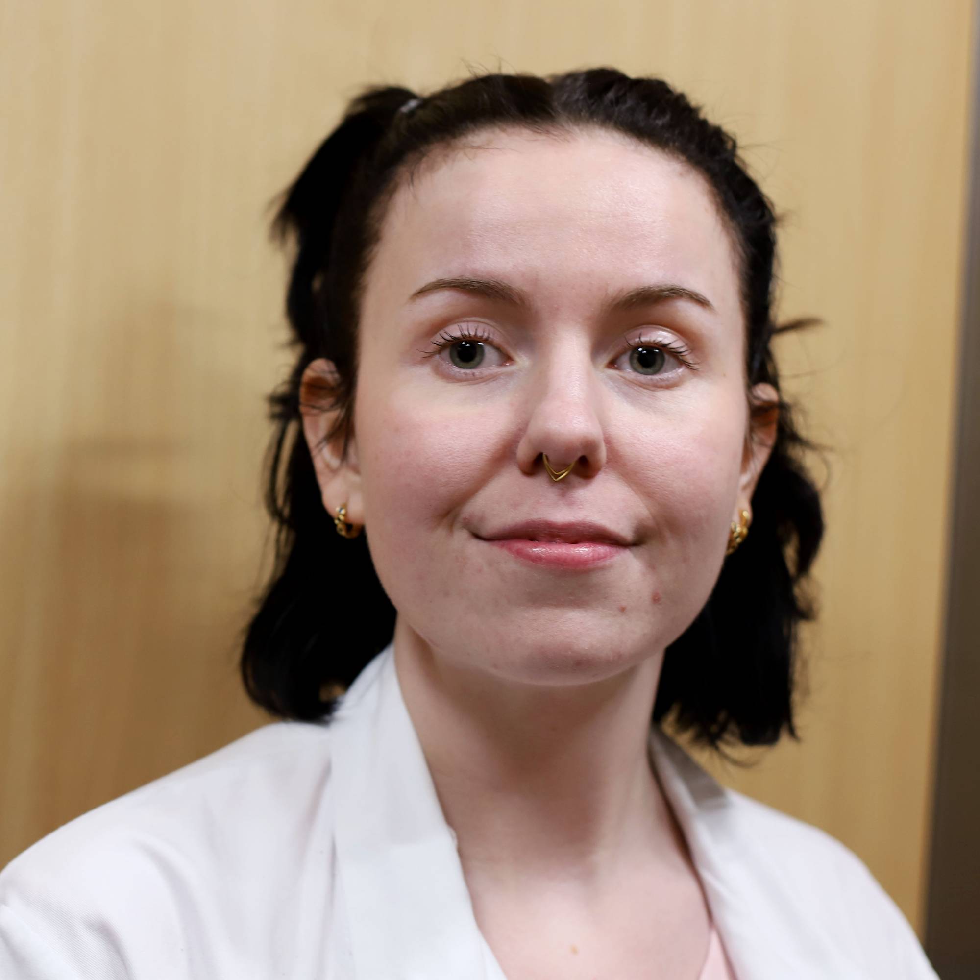 Victoria (24) levde i utenforskap: – Etter en liten stund ble det ...