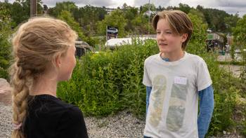 400 elever på «bli kjent»-dag i Drammen: – Jeg bare gikk bort til folk – NRK Buskerud – Lokale ...