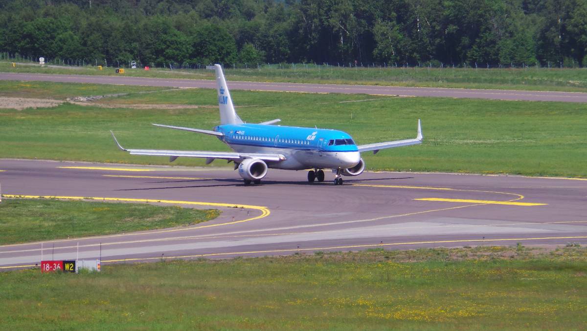 KLM har ankommet Torp – NRK Vestfold og Telemark – Lokale nyheter, TV ...