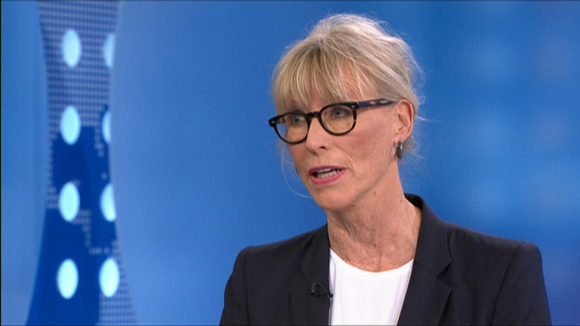 NRK-kommentator Agnes Moxnes om operastriden – NRK NRK-kommentator Agnes Moxnes om operastriden – NRK