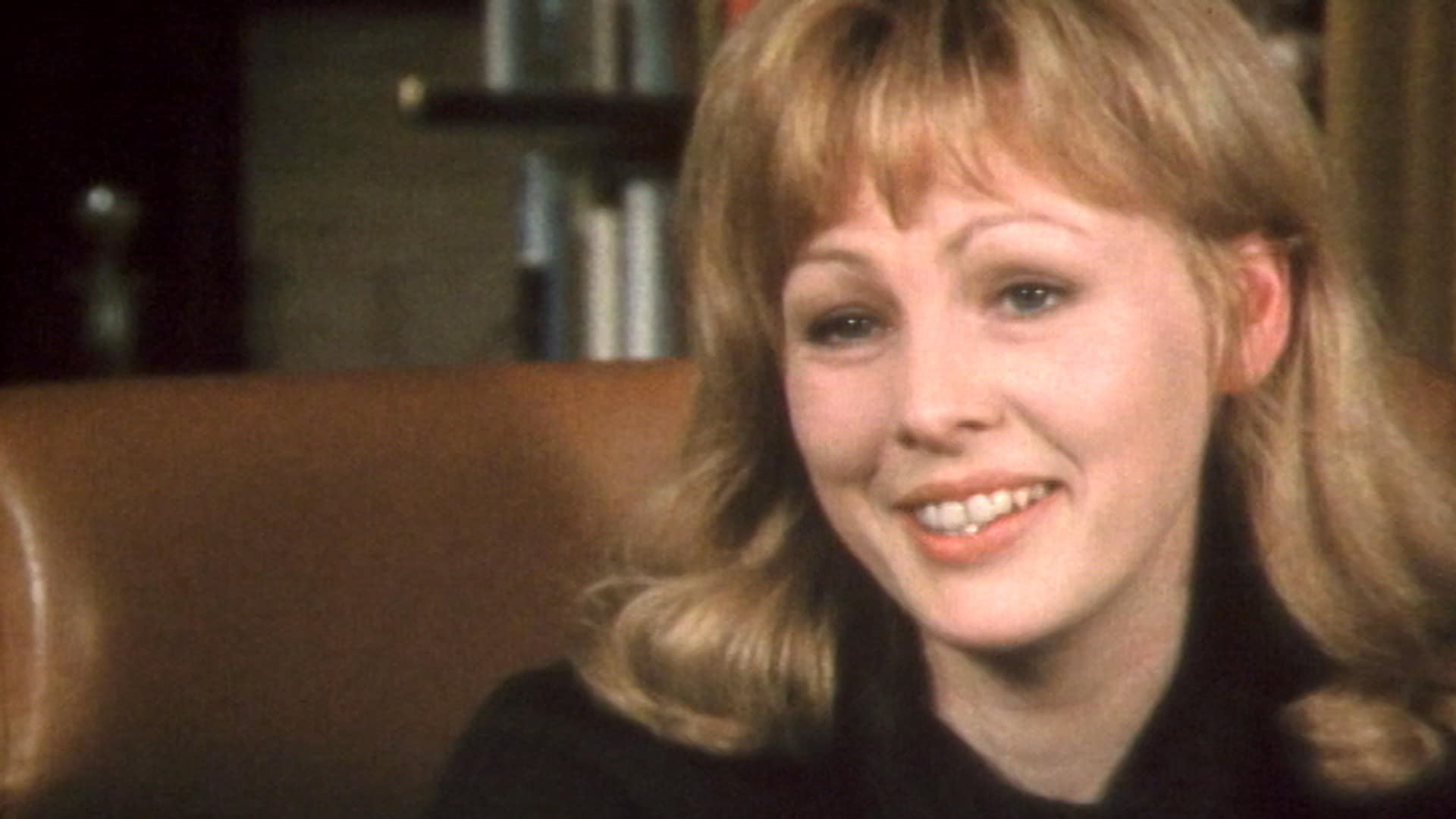 Lise Fjeldstad - i nærbilde - NRK TV