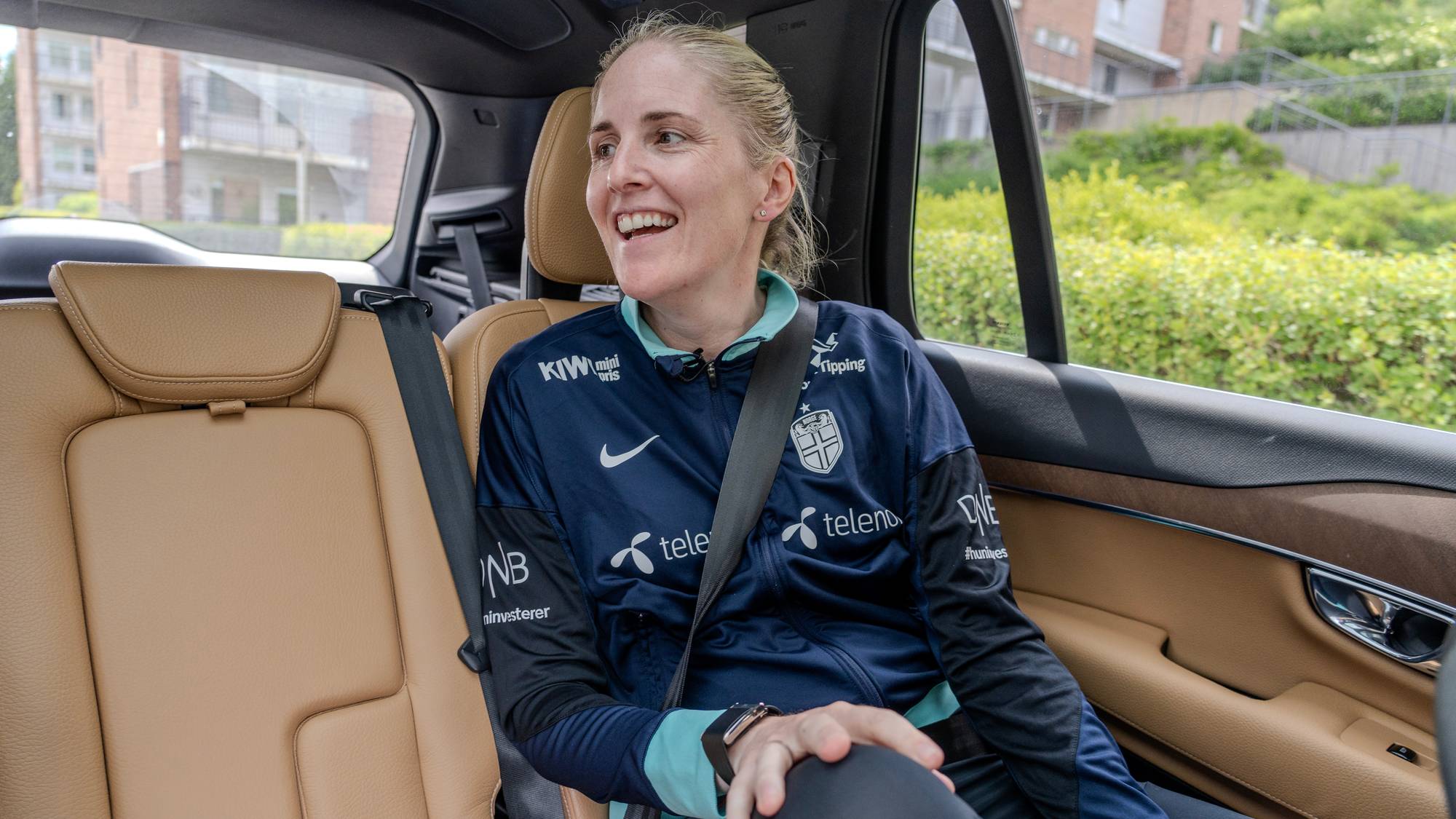 Noreg-sjefen Gemma Grainger fekk hakeslepp da ho søkte på Finn etter ...