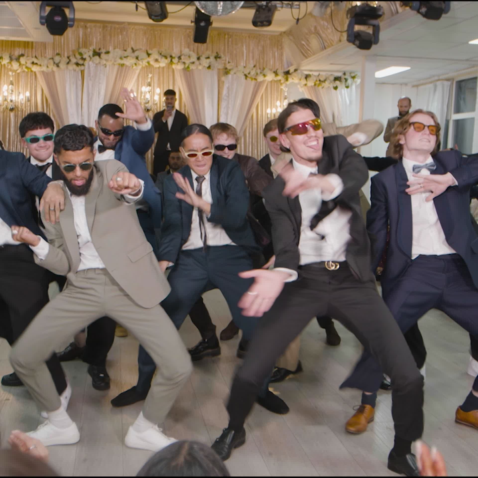 Se Quick Styles dansevideo – NRK