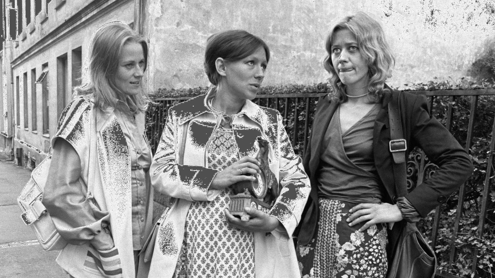 Skuespiller Frøydis Armand er død – NRK Norge – Oversikt over nyheter fra ulike deler av landet