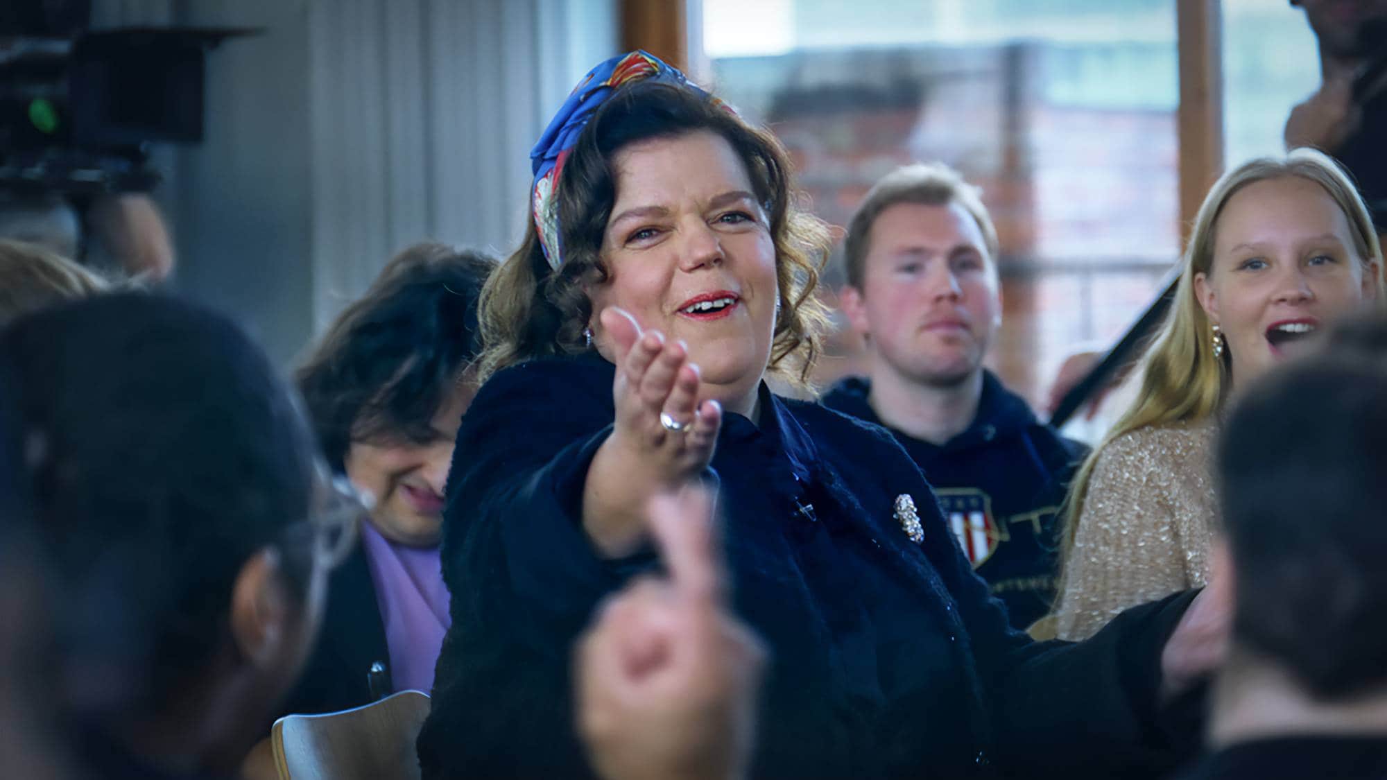 Kjendisene blir stilt til veggs i Nrks nye serie om A-laget – NRK ...